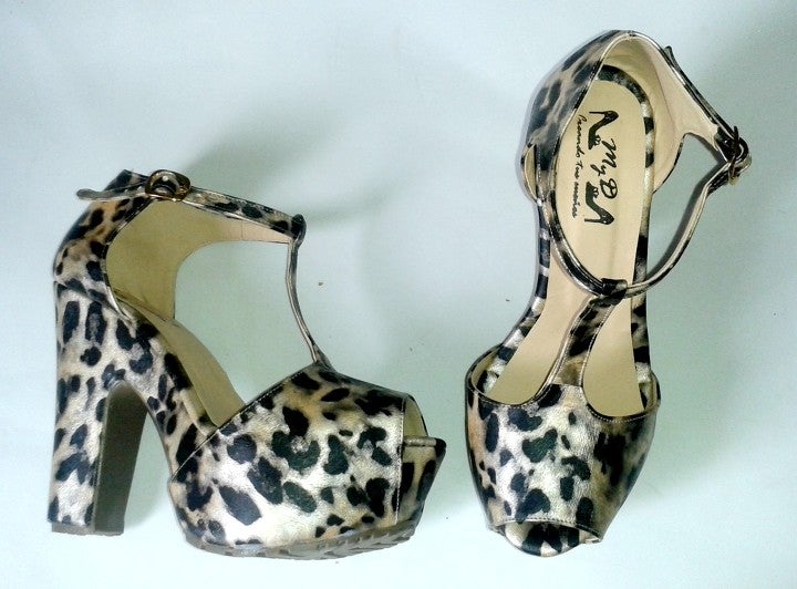 buscanos en fb M y D creando... by diana_200091 | BeFunky Photo Editor