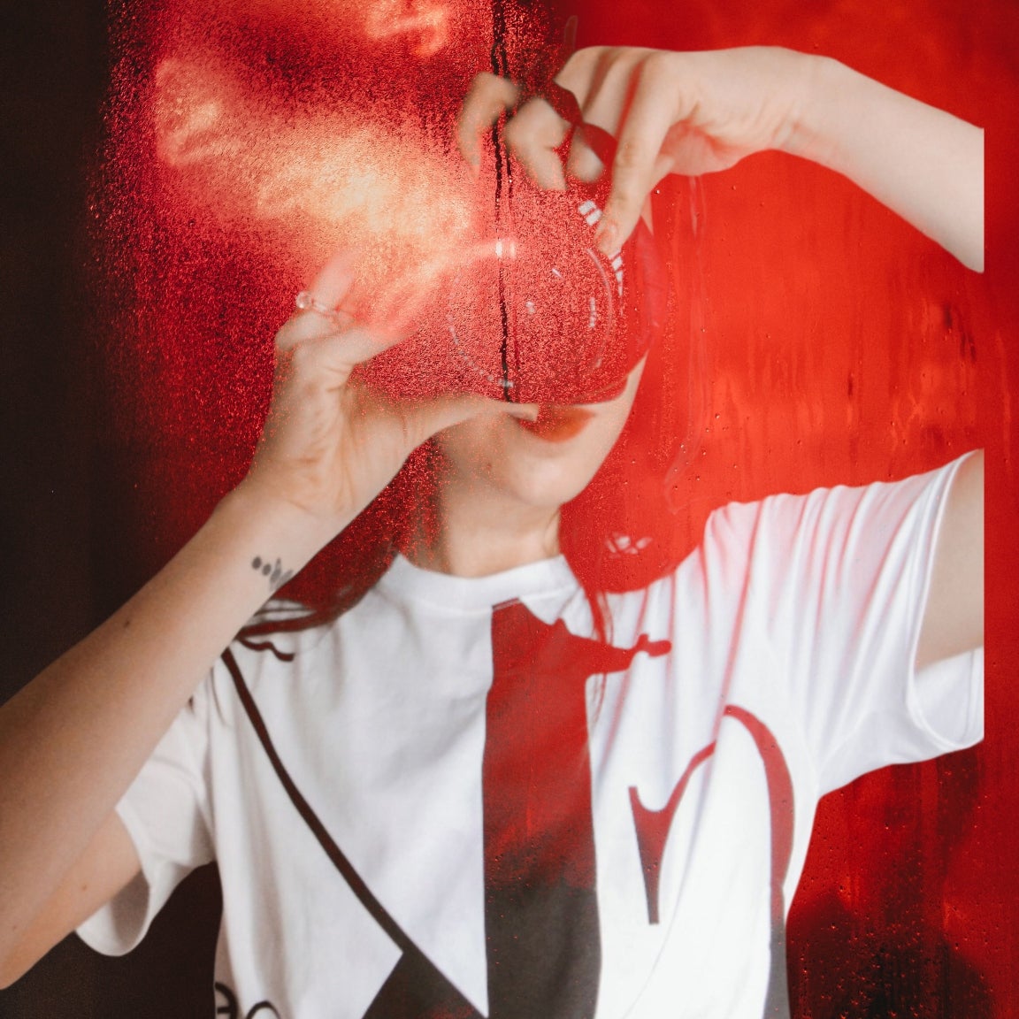 6 Ways to Amp Up Your Mirror Selfies | Learn BeFunky