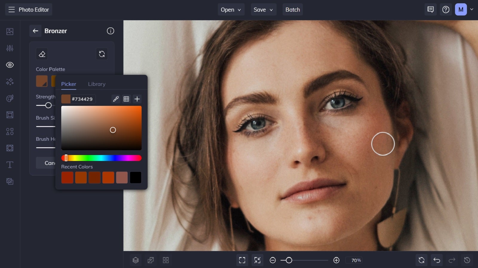 Our Favorite Touch Up Tools for Adding Makeup | Learn BeFunky
