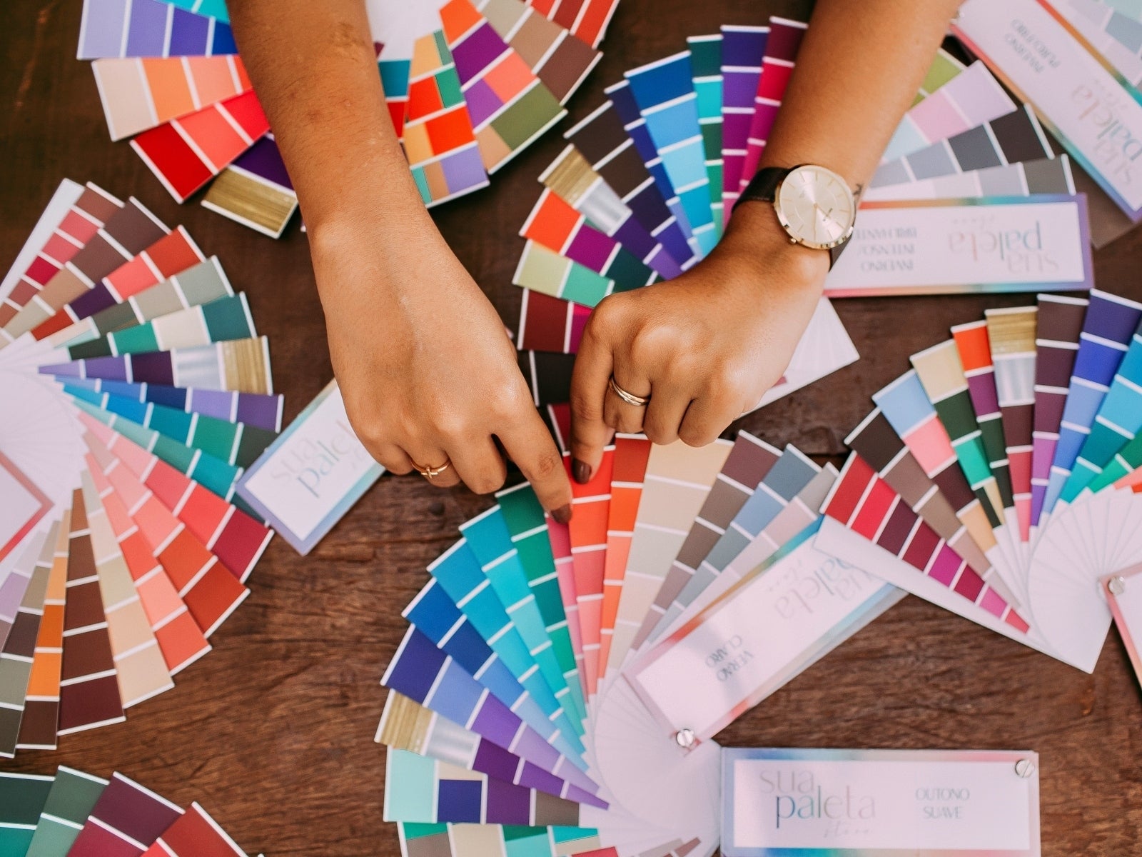 The Complete Guide to Minimalist Graphic Design | Learn BeFunky