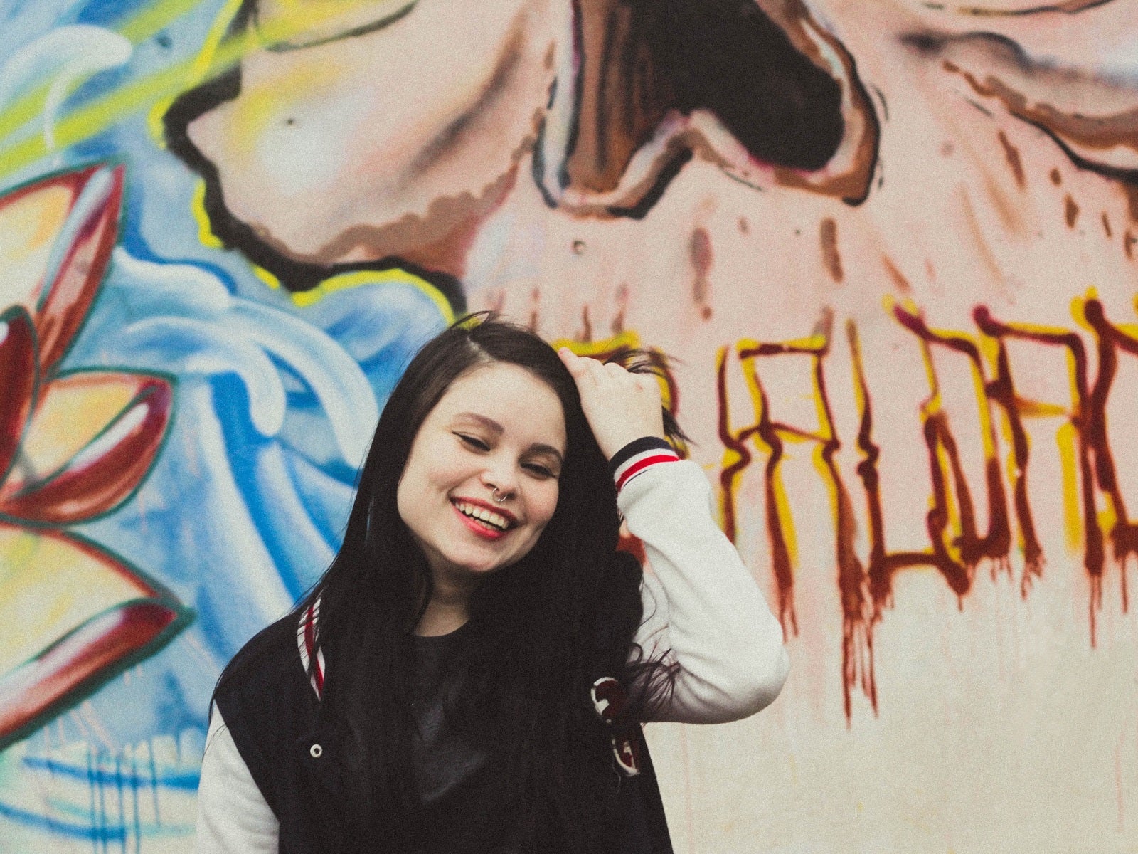 How to Remove an Unwanted Object From Your Photo With the Clone Tool | Learn BeFunky