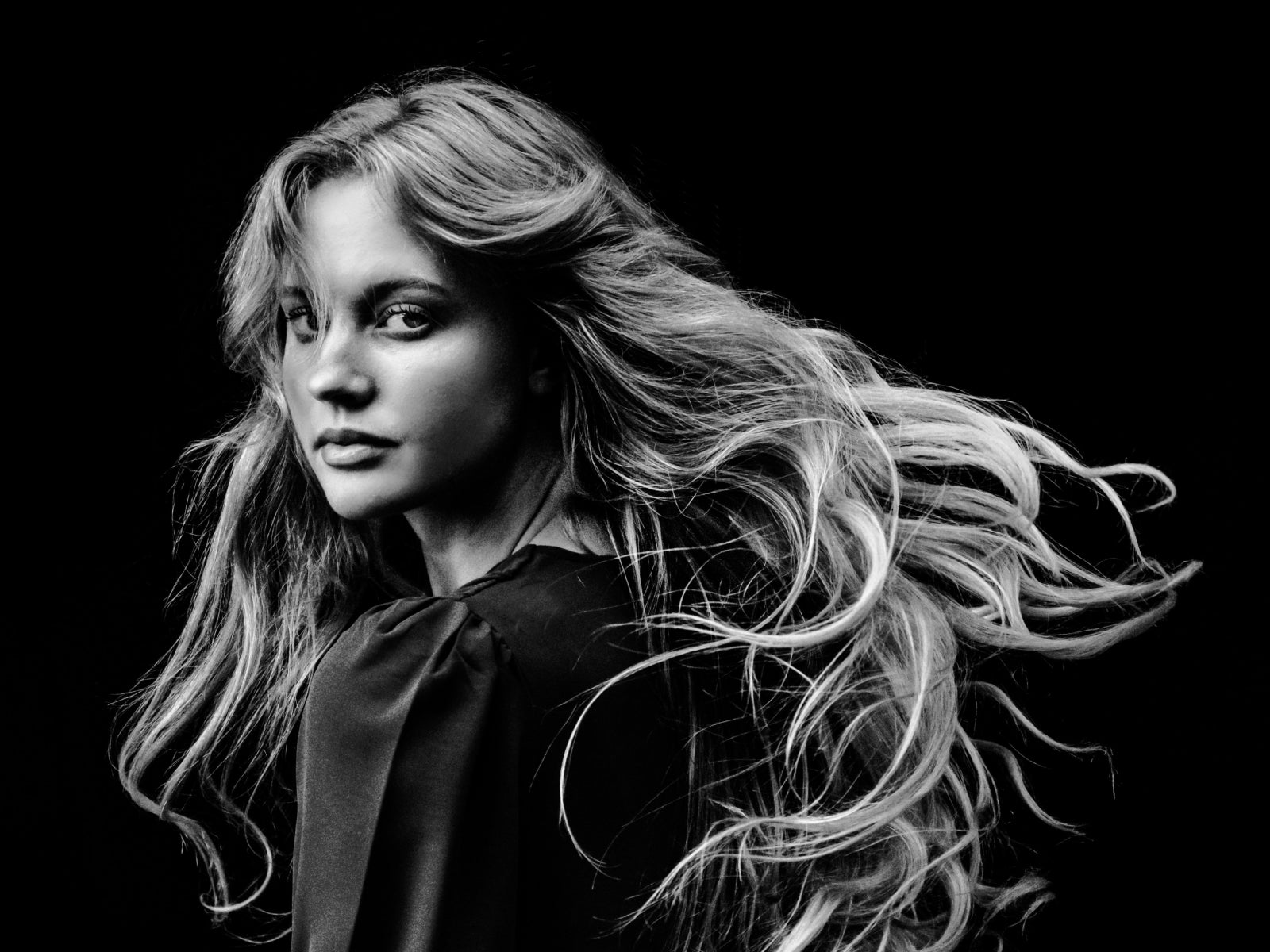 How to Remove Flyaways From Photos | Learn BeFunky